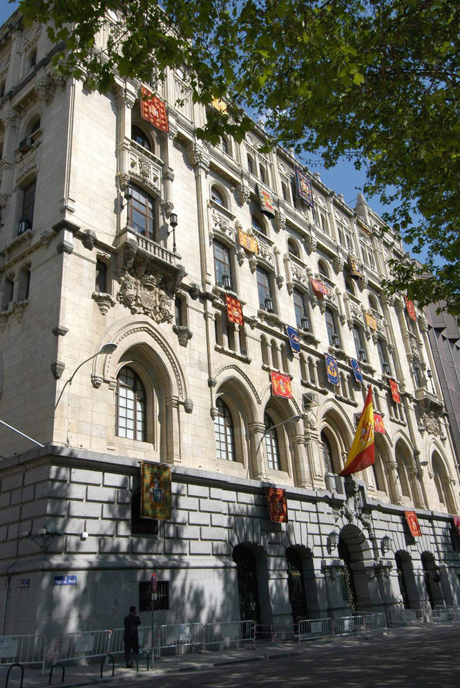 Fachada del Cuartel General de la Armada, en Madrid | España | EL PAÍS