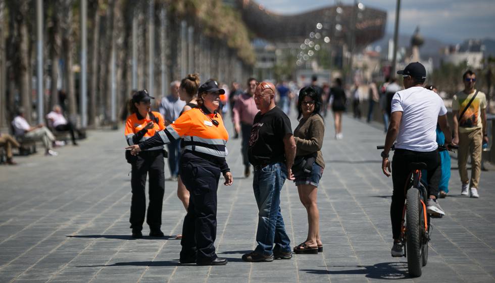 Los vigilantes de las buenas formas | Cataluña | EL PAÍS